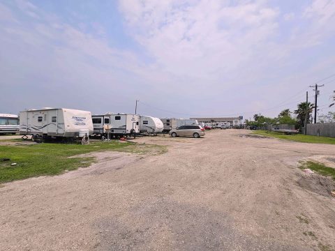Corpus Christi RV Park in Portland, TX - Corpus Christi Boardwalk RV Park